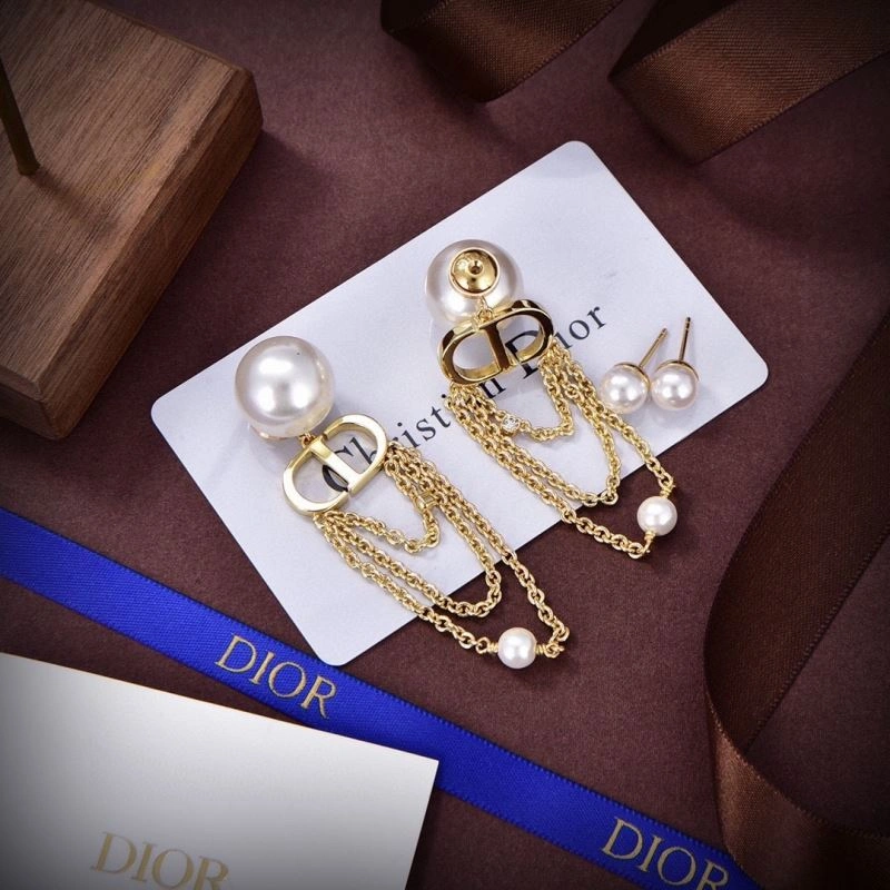 Indistinguishable Christian Dior Earrings