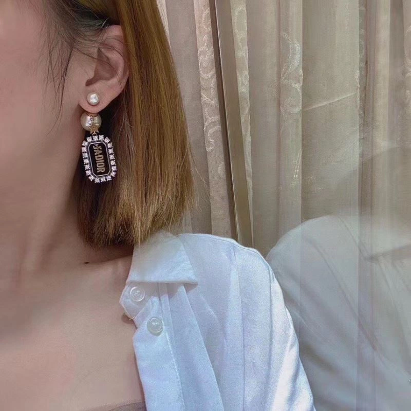 Brand-original Christian Dior Earrings