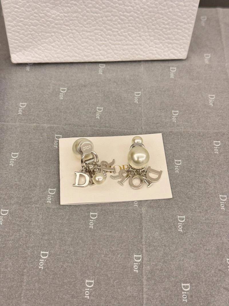Indistinguishable Christian Dior Earrings