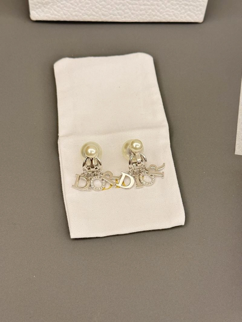 Indistinguishable Christian Dior Earrings