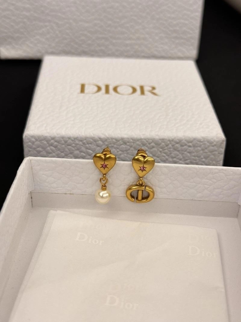 Legit Christian Dior Earrings