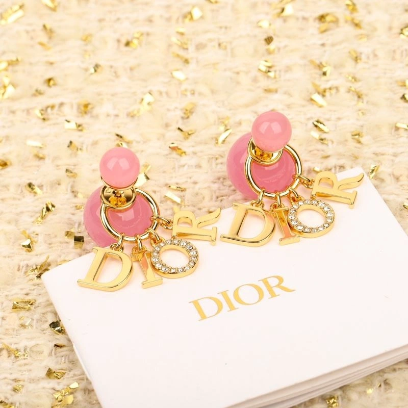 Top match Christian Dior Earrings