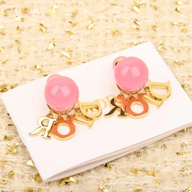 Top match Christian Dior Earrings