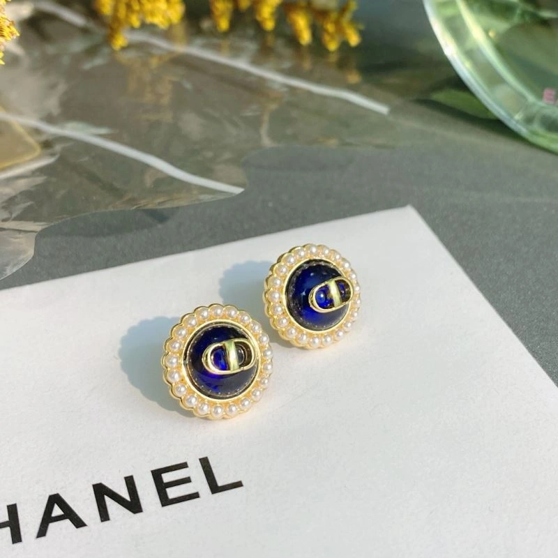 Legit Christian Dior Earrings