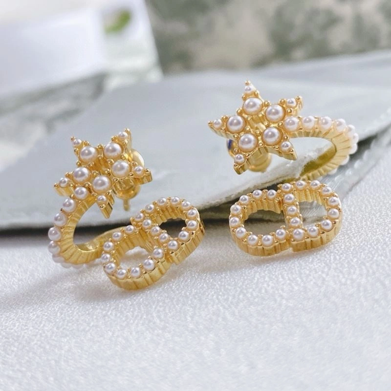 Legit Christian Dior Earrings