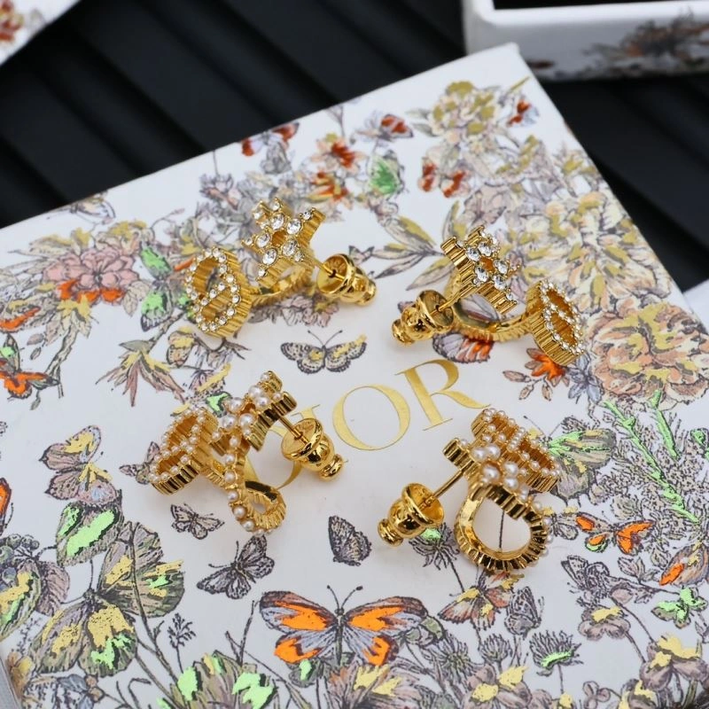 Legit Christian Dior Earrings