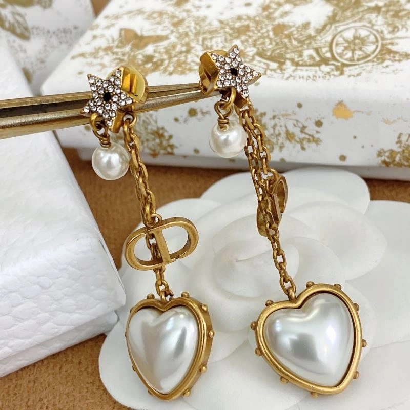 Bargain Christian Dior Earrings