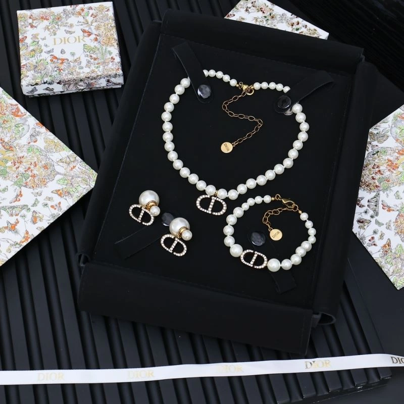 Christian Dior Earrings