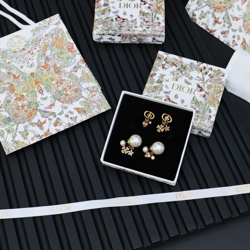 Reasonably priced Christian Dior Earrings