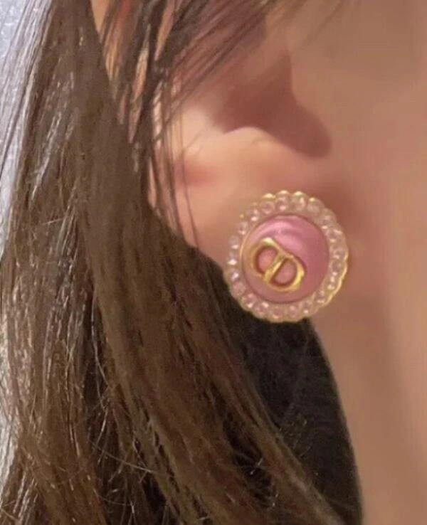 High fidelity Christian Dior Earrings