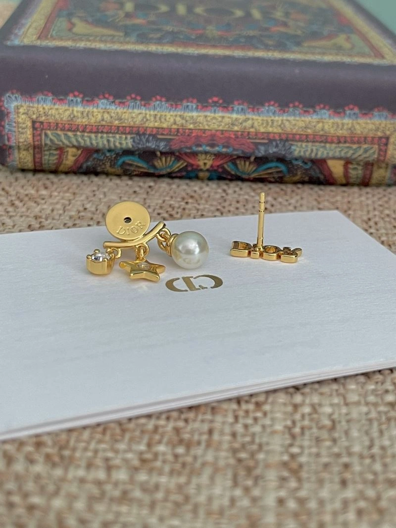 Inexpensive Christian Dior Earrings