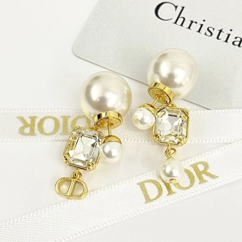 Discounted Christian Dior Earrings