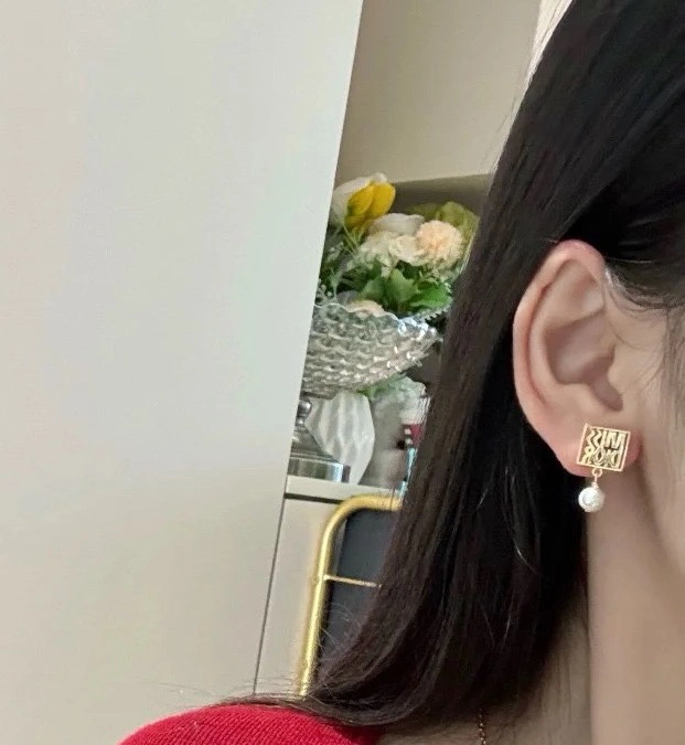 Affordable Christian Dior Earrings