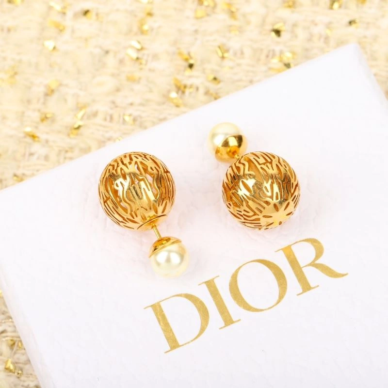 Indistinguishable Christian Dior Earrings
