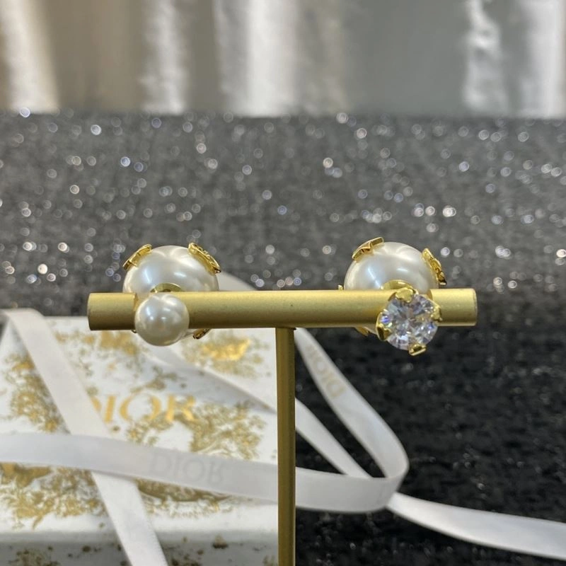 Reasonably priced Christian Dior Earrings