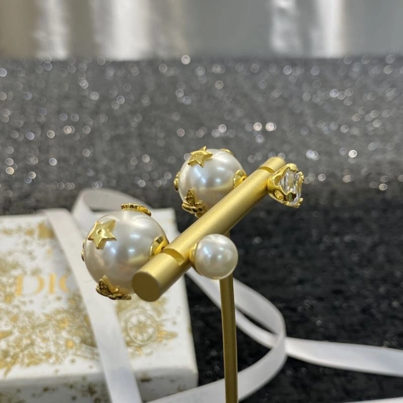 Reasonably priced Christian Dior Earrings