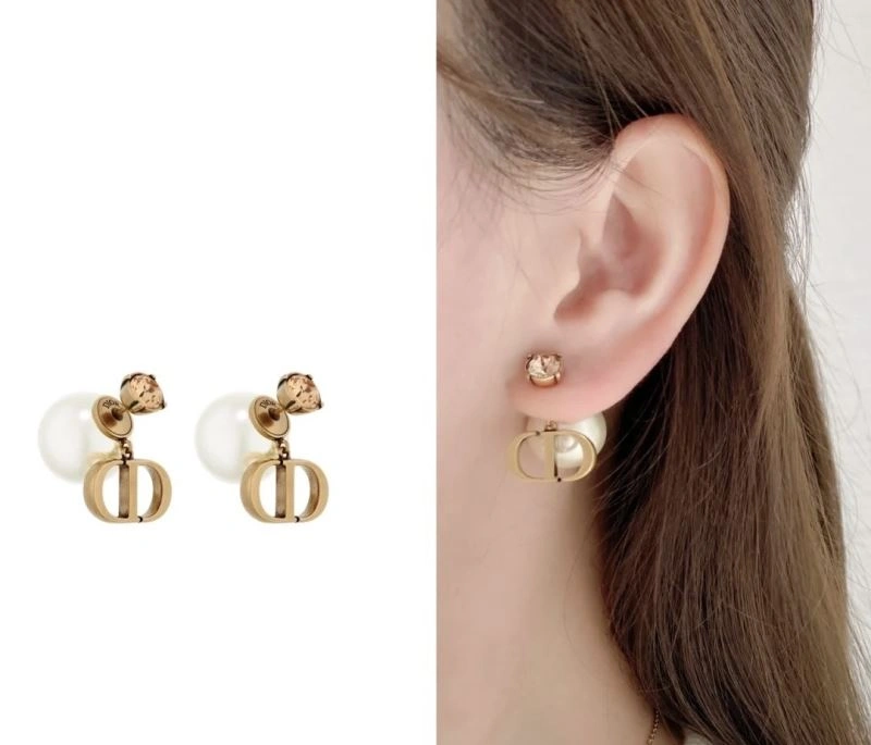 Top match Christian Dior Earrings