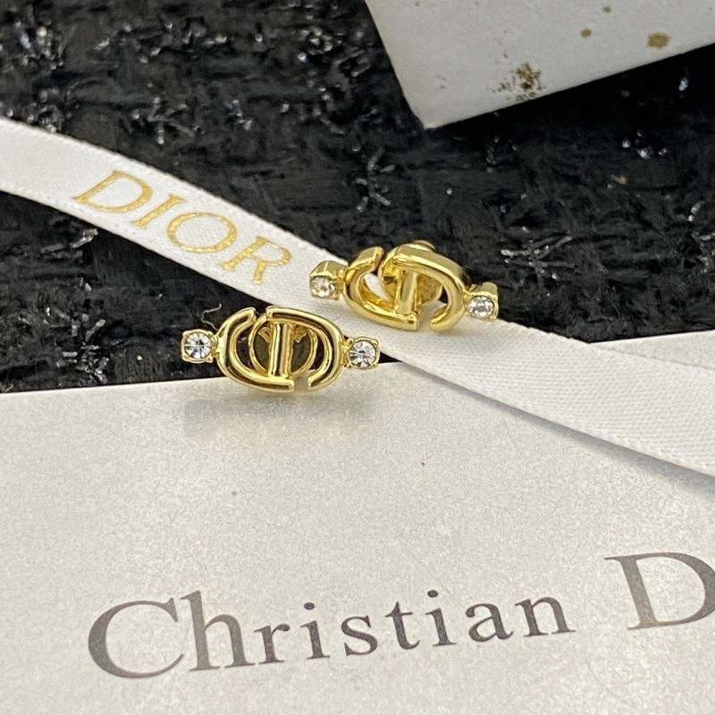 Legit Christian Dior Earrings