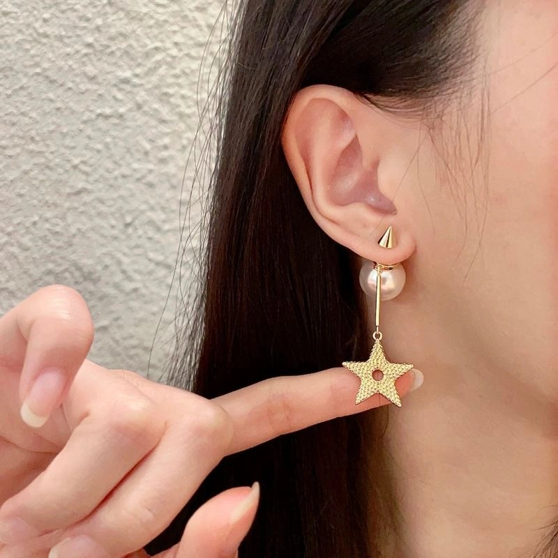 Inexpensive Christian Dior Earrings