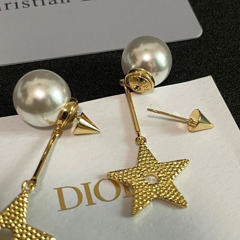 Inexpensive Christian Dior Earrings