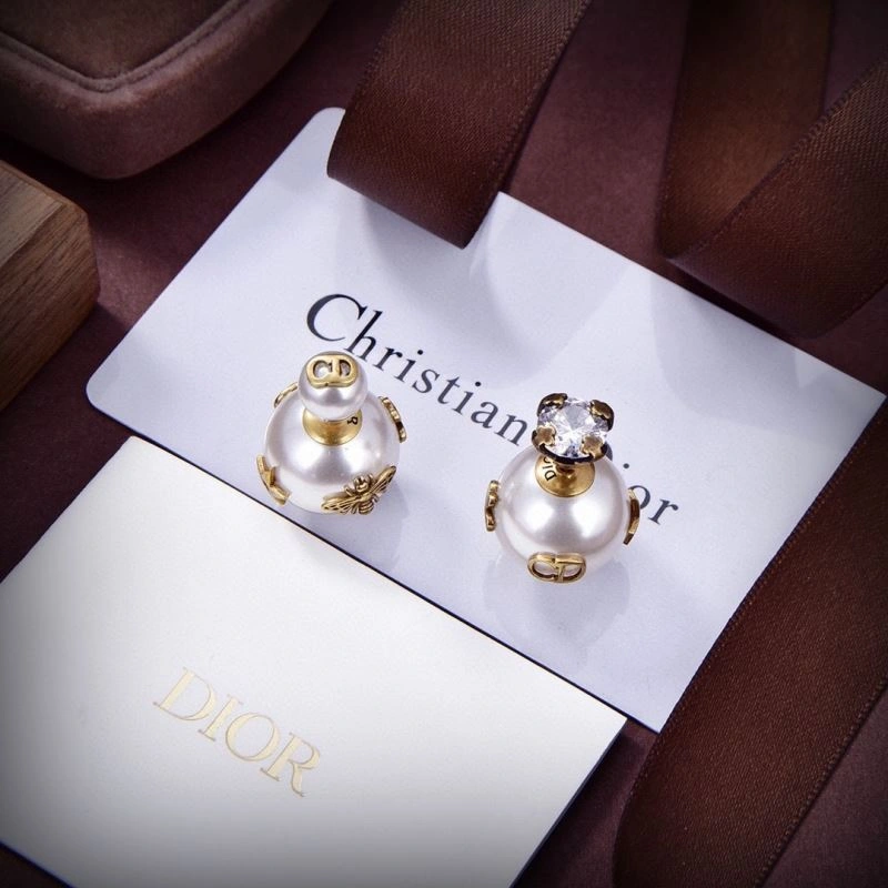 Inexpensive Christian Dior Earrings