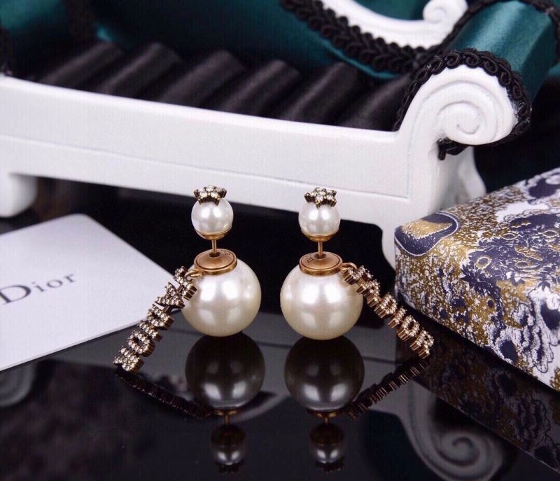 Brand-original Christian Dior Earrings