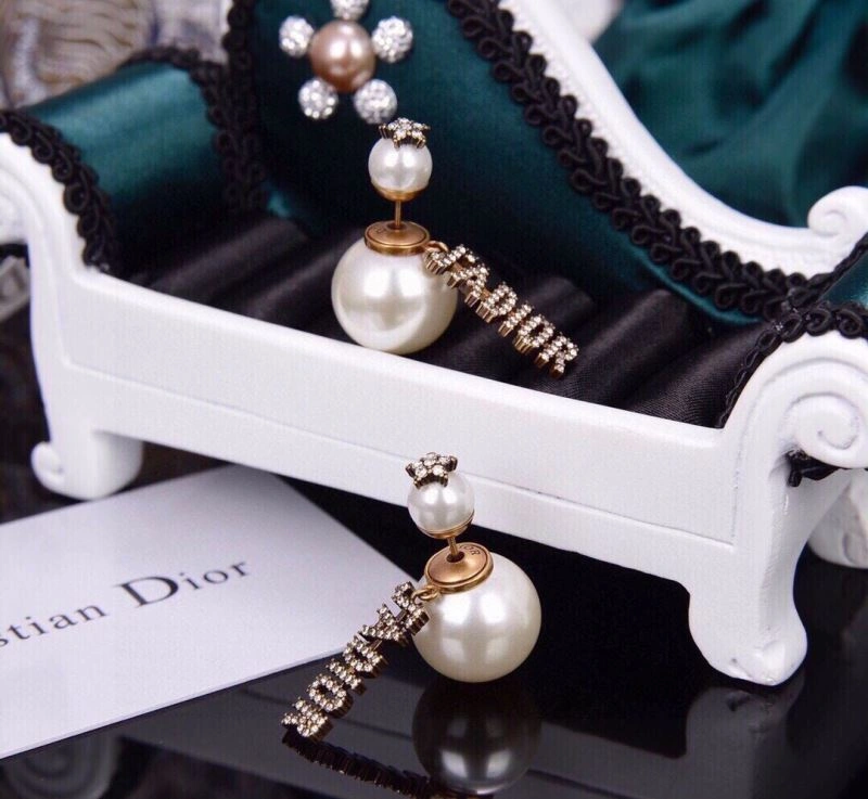 Brand-original Christian Dior Earrings