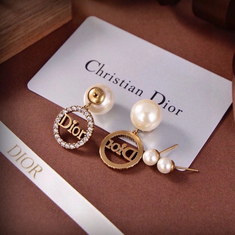 Inexpensive Christian Dior Earrings