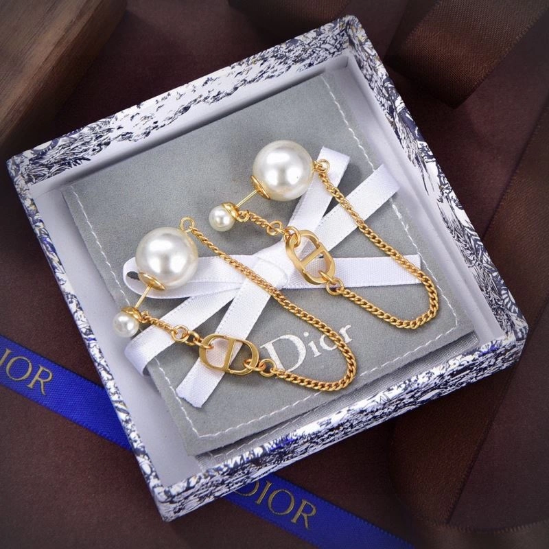 Value-priced Christian Dior Earrings
