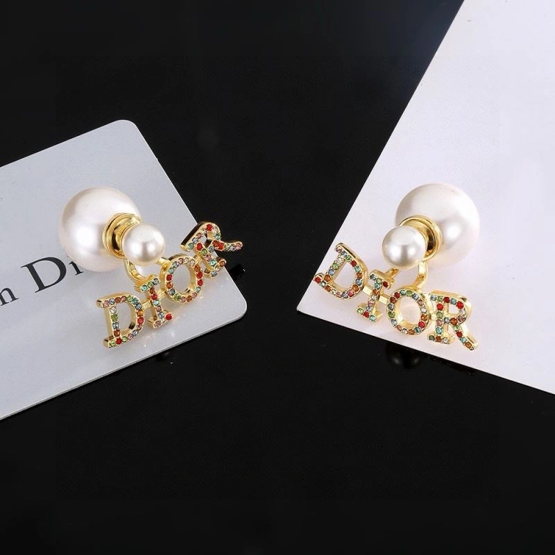 High accuracy Christian Dior Earrings