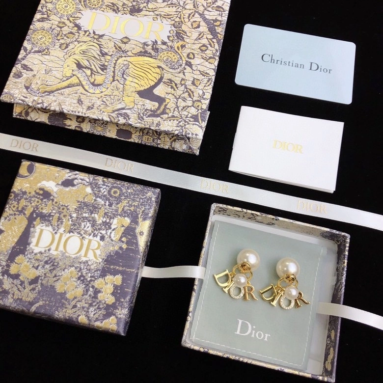 Discounted Christian Dior Earrings