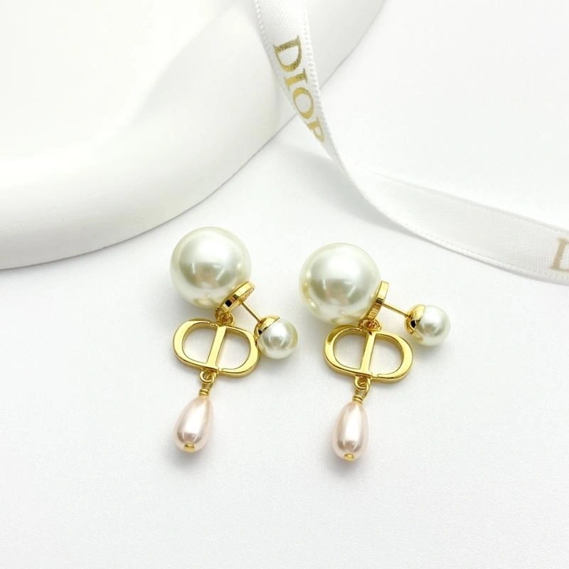 Economical Christian Dior Earrings