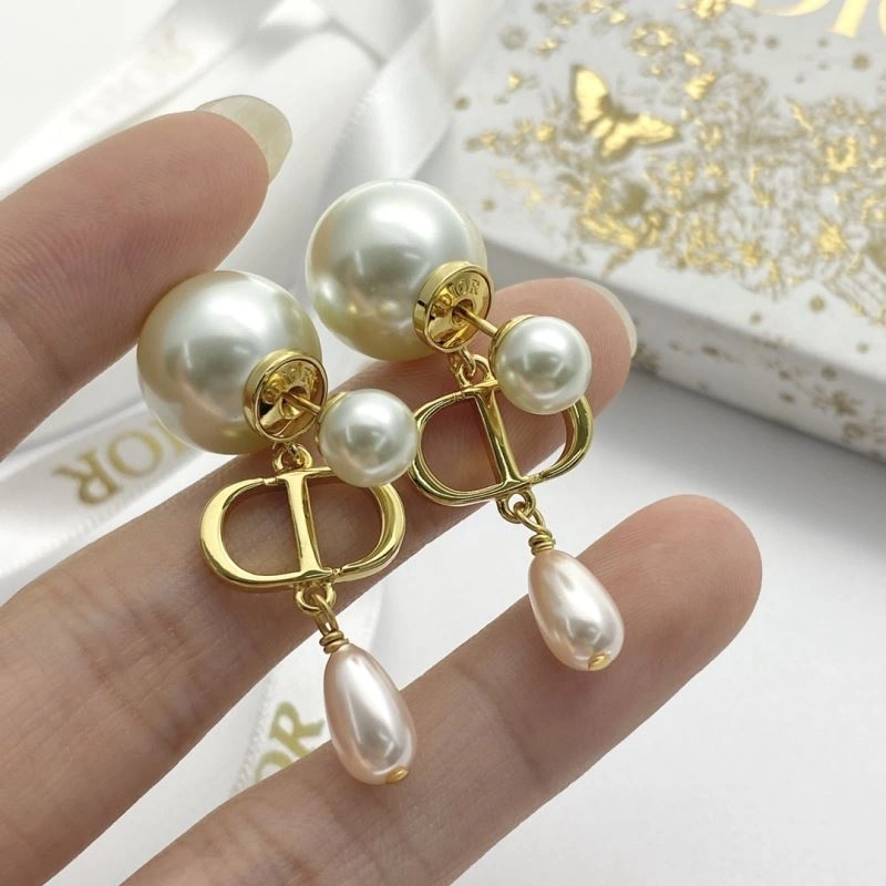 Economical Christian Dior Earrings
