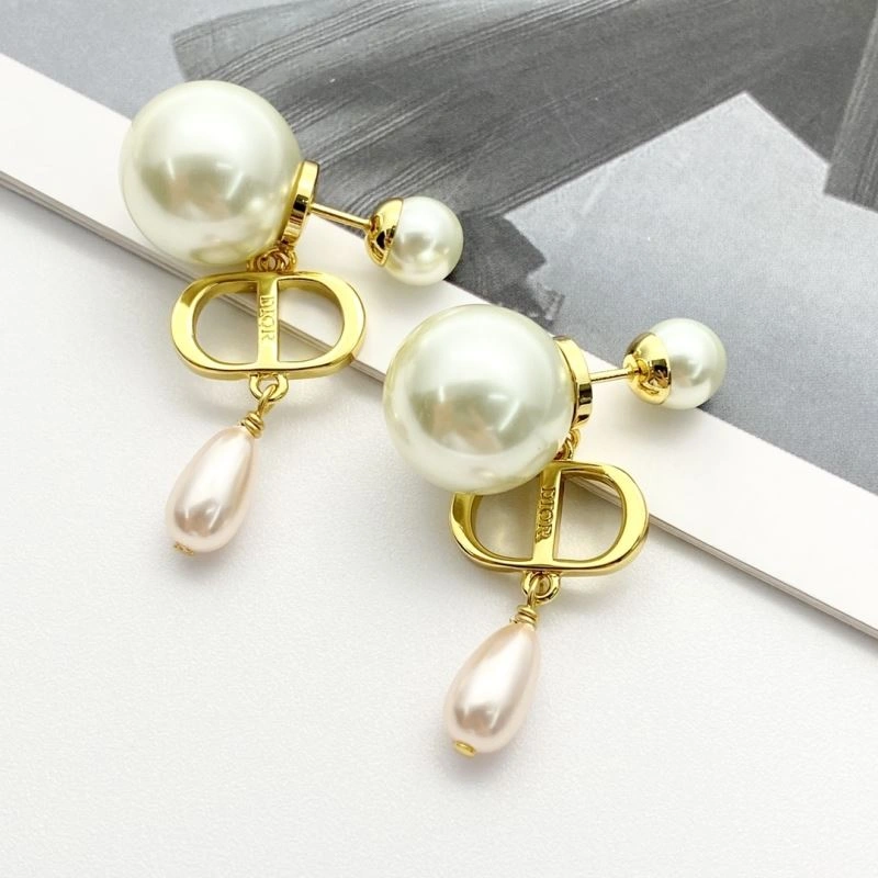Economical Christian Dior Earrings