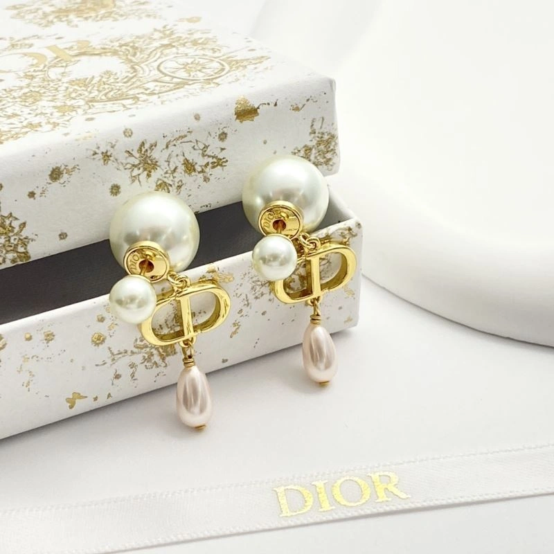 Economical Christian Dior Earrings