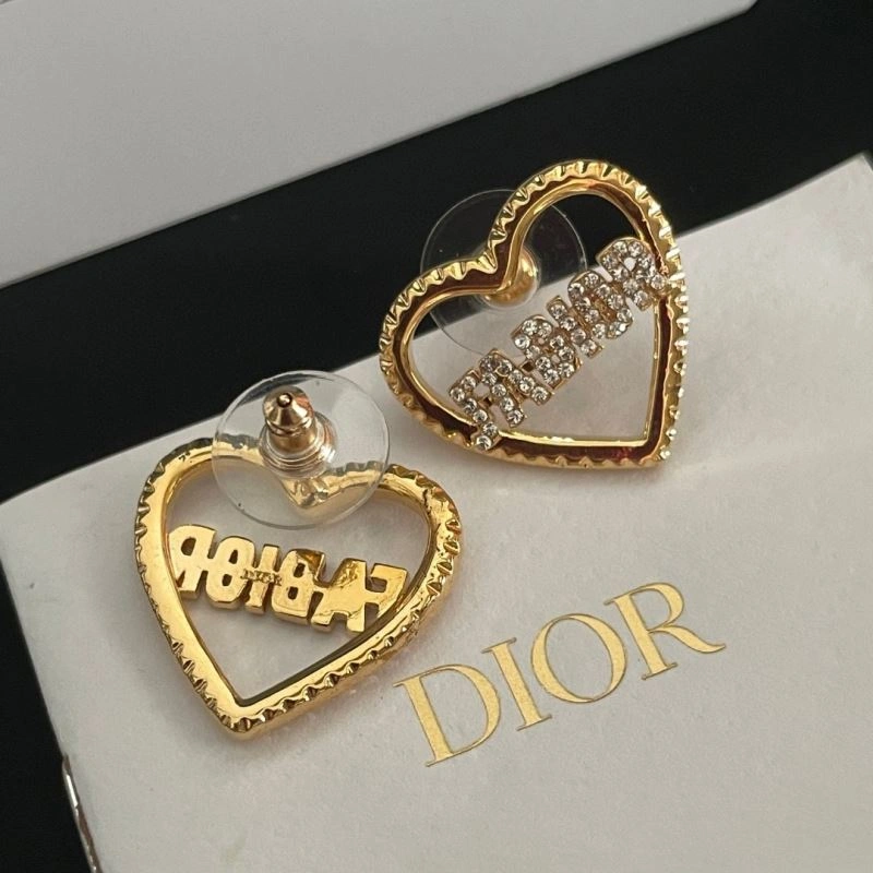 Top match Christian Dior Earrings