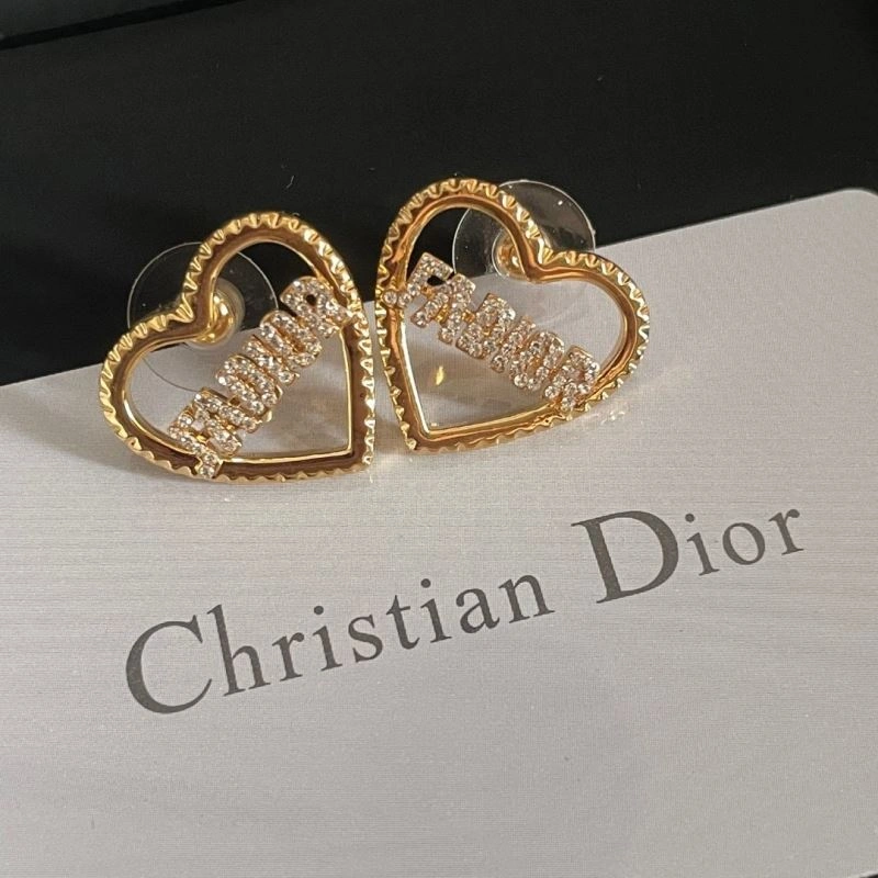 Top match Christian Dior Earrings
