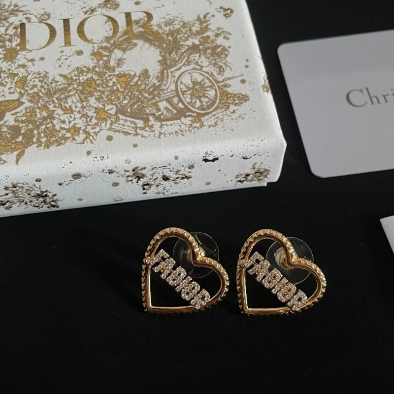 Top match Christian Dior Earrings