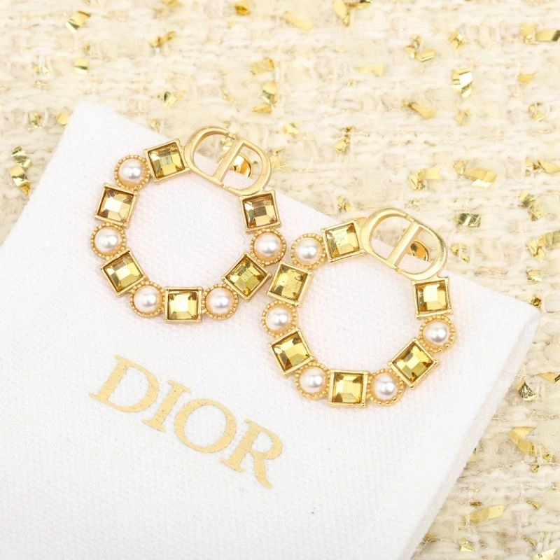Low-cost Christian Dior Earrings