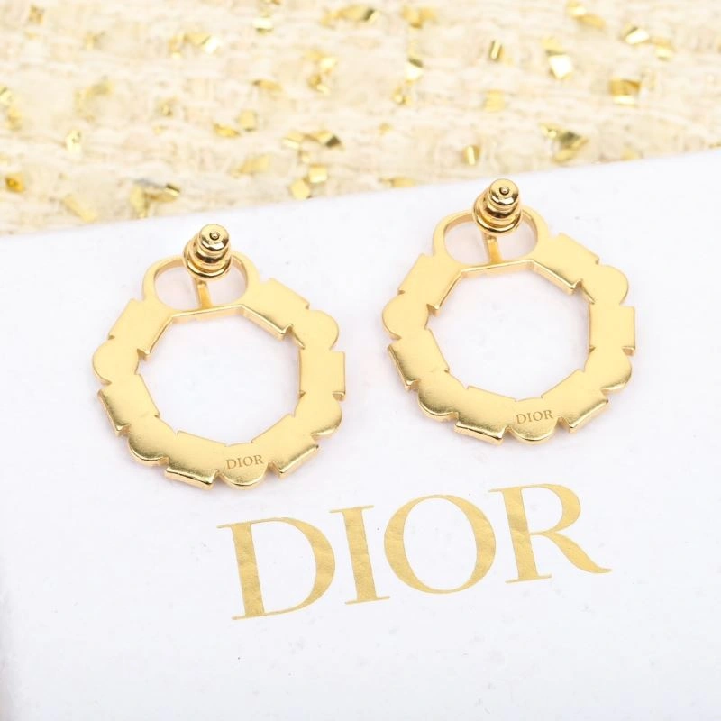 Low-cost Christian Dior Earrings