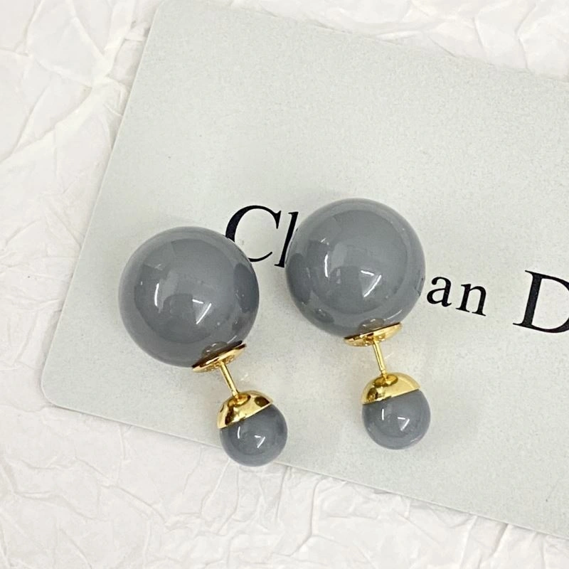 Bargain Christian Dior Earrings