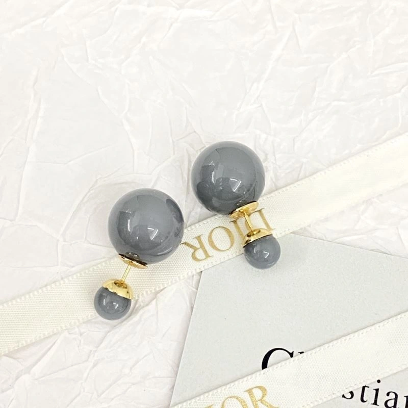 Bargain Christian Dior Earrings