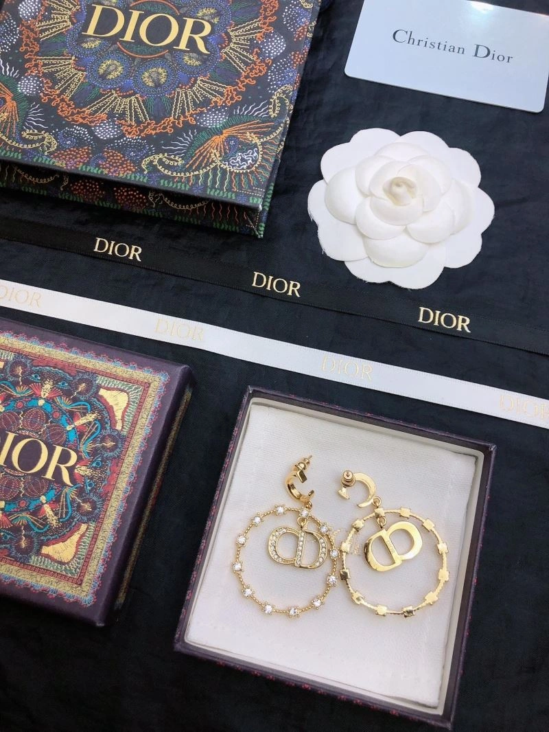 Bargain Christian Dior Earrings