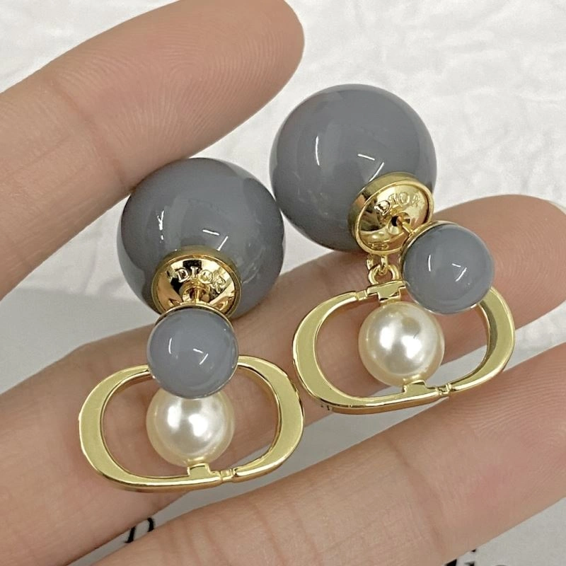Discounted Christian Dior Earrings