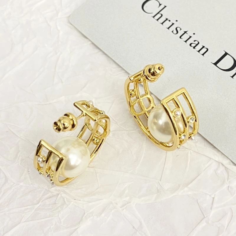 Bargain Christian Dior Earrings