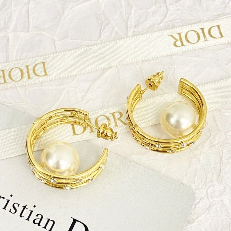 Bargain Christian Dior Earrings
