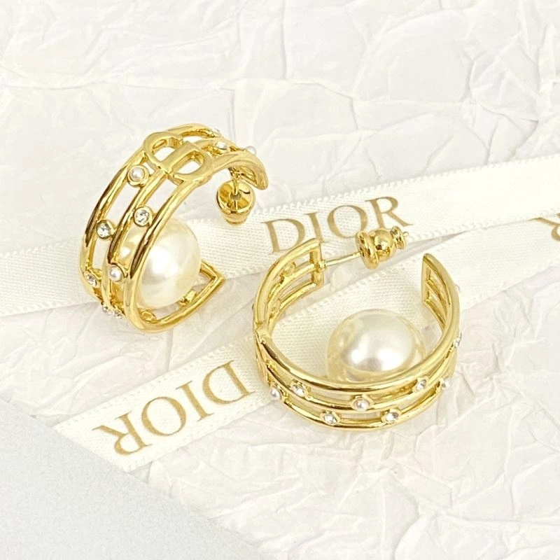 Bargain Christian Dior Earrings