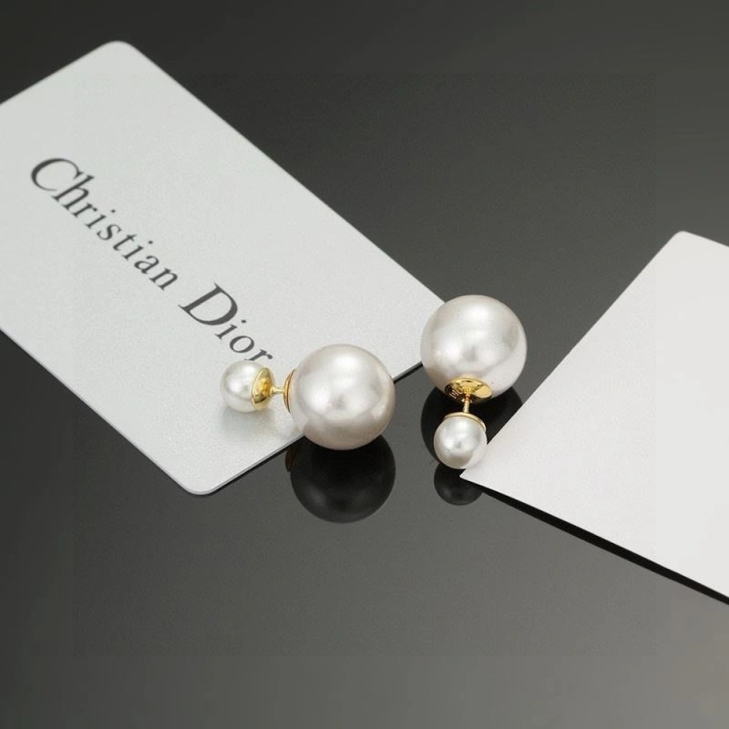 Value-priced Christian Dior Earrings