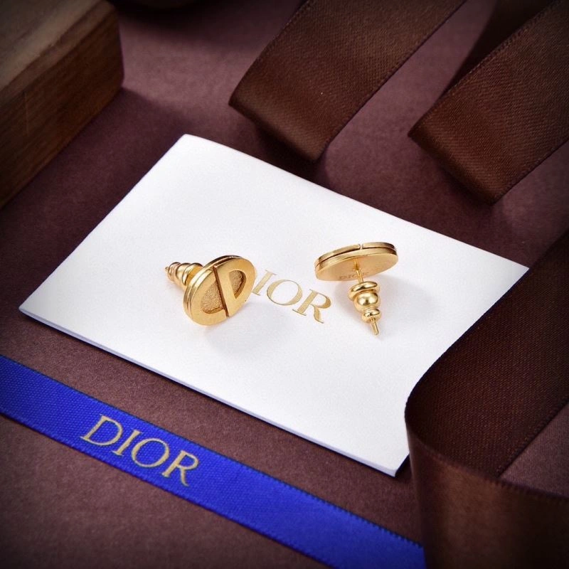 Accurate model Christian Dior Earrings