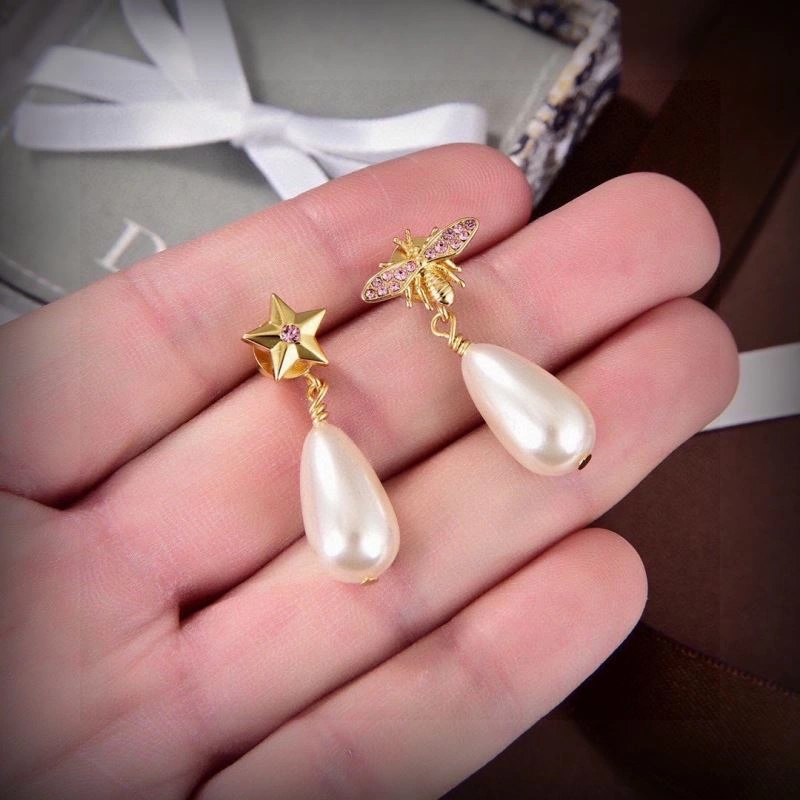 Low-cost Christian Dior Earrings